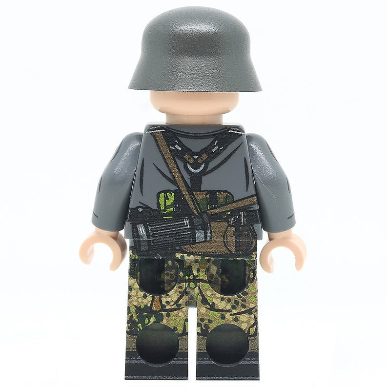 United Bricks Waffen Grenadier Brigade Historical Minifigure ...