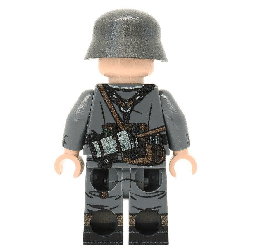 WW2 NCO Mid Late War Minifigure NEW United Bricks – Nashvegas Bricks